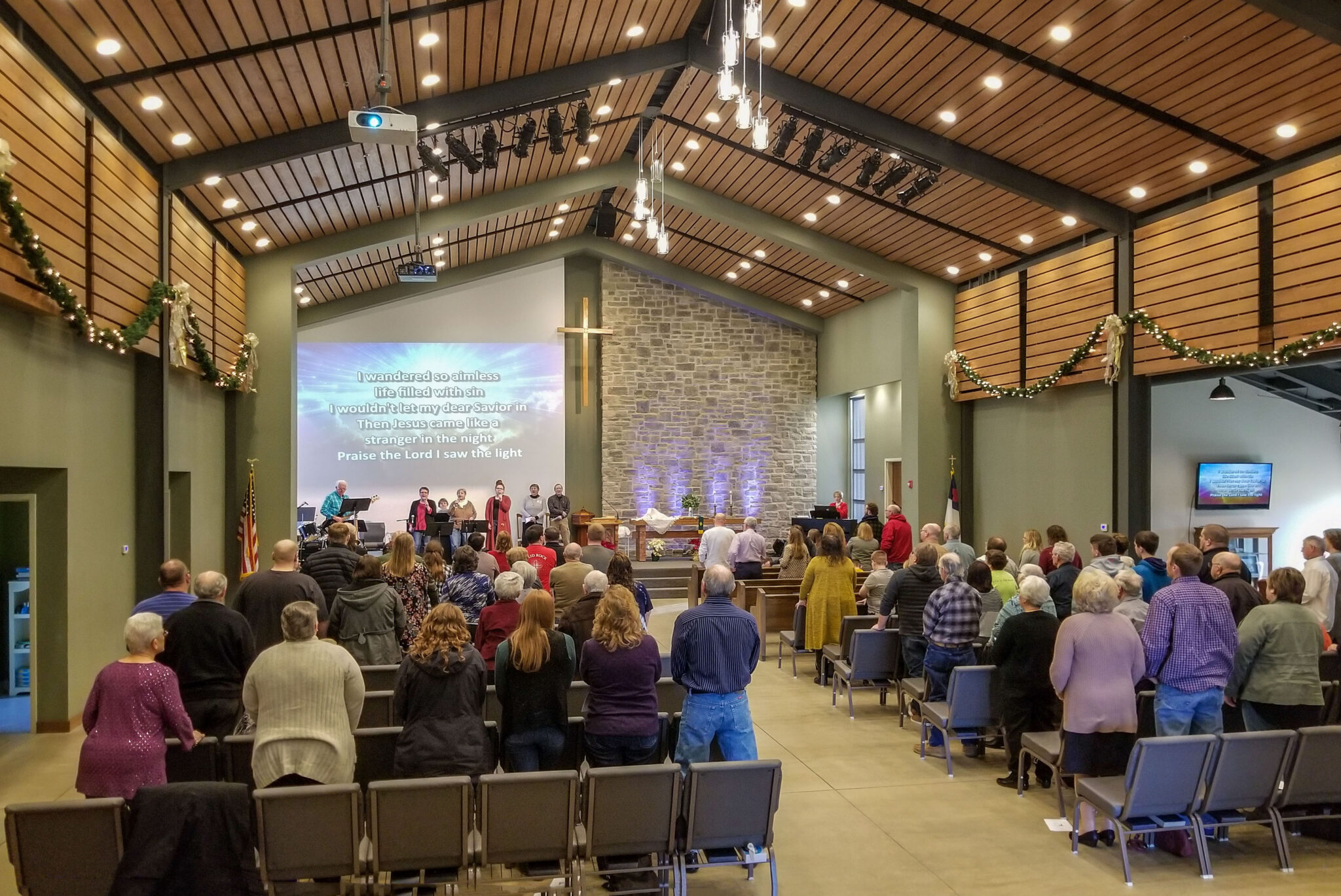 solidrockwarren.org – Building lives on the foundation of Jesus Christ